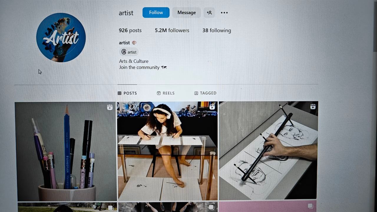 158+ Artist Bio For Instagram: Instagram Bio For Artist (COPY & PASTE ...